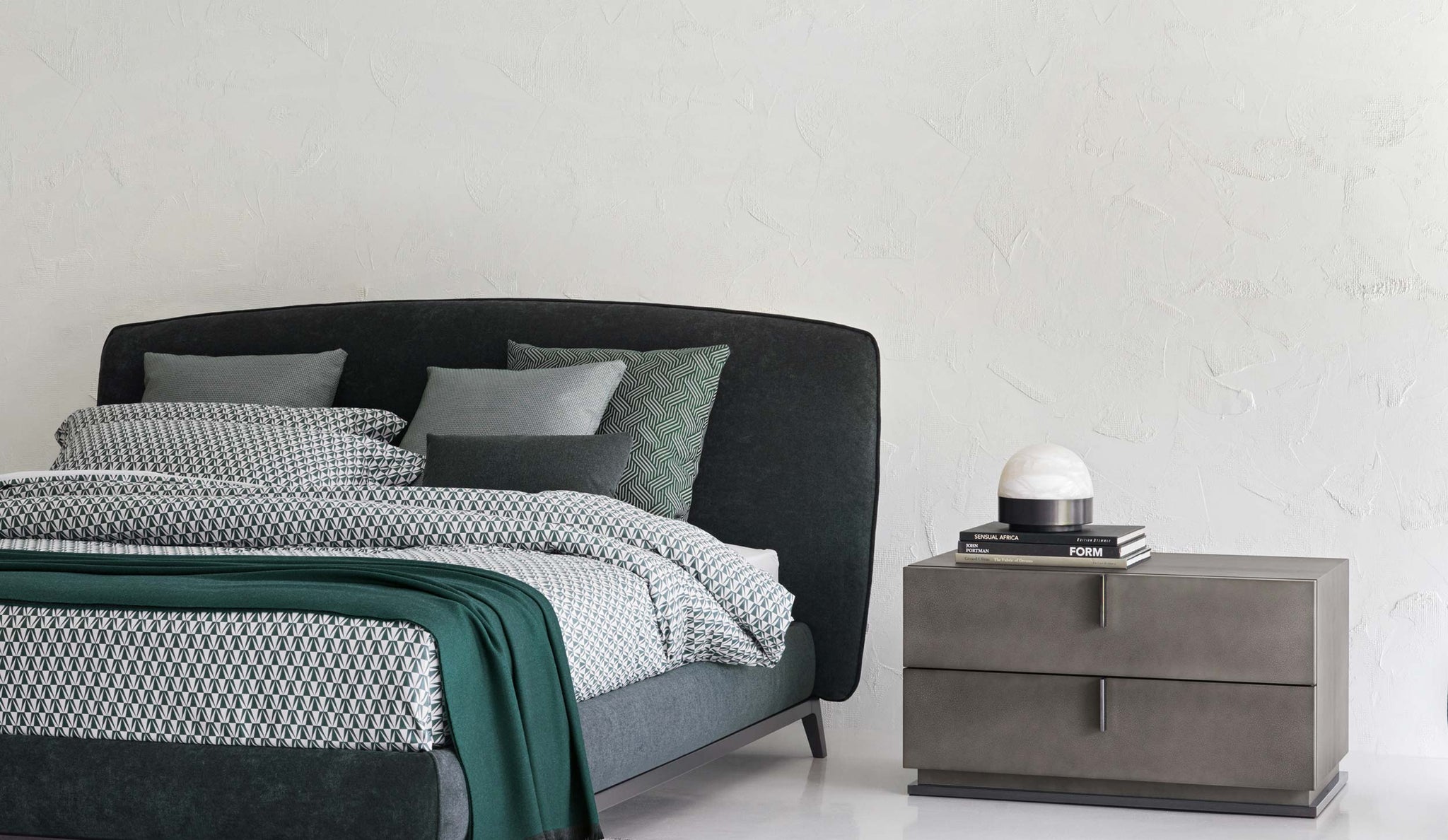 Longo Design | Ari Complements - Flou