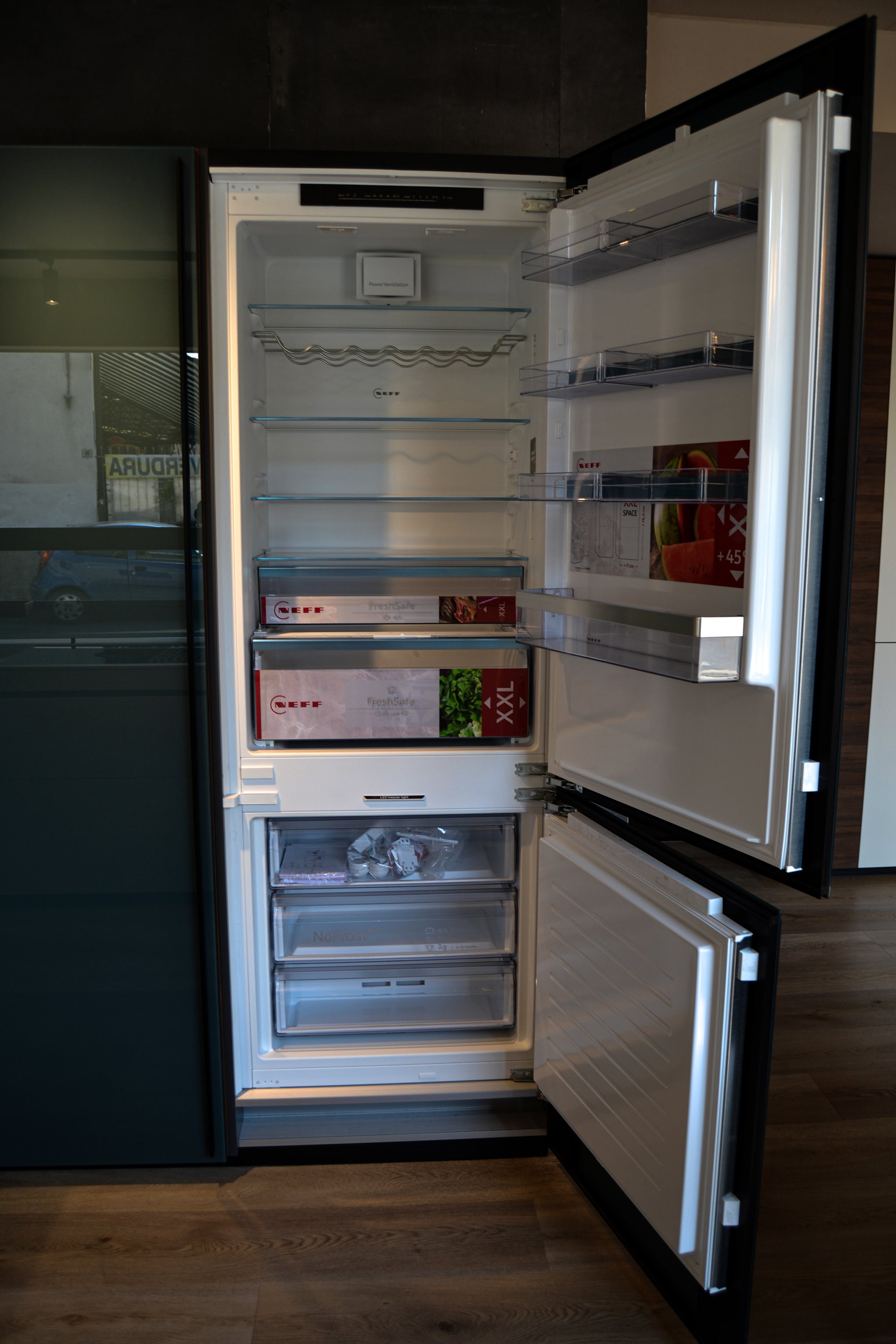 Longo Design | Frigorifero XXL coll. NEFF - KB7966DD0 - EXPO